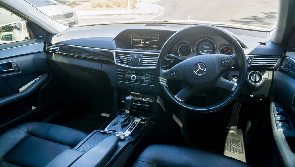 mercedes-benz-e250_09_interior | Exclusive Events Hire